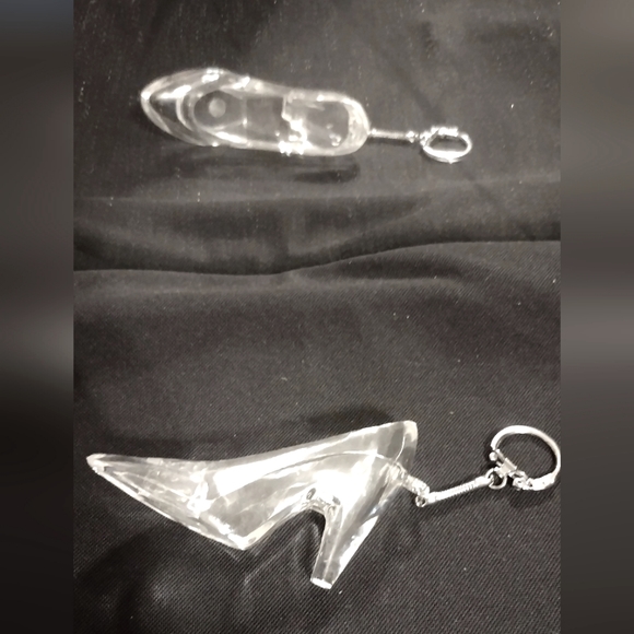 unbranded | Accessories | Acrylic Cinderella Glass Slipper Keychain ...